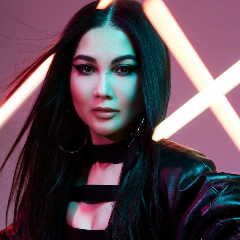 New single/video for cyberpunk/dark electro artist Czarina : ‘Atomic ...