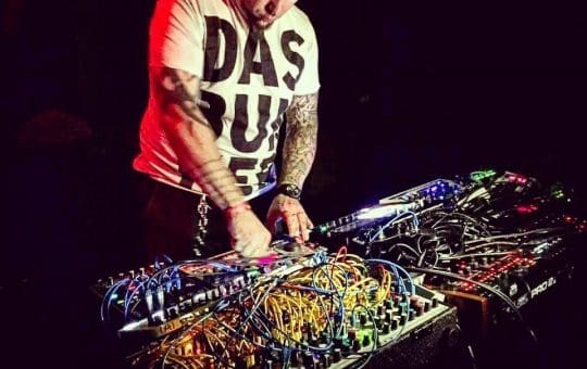 SIDE-LINE MAGAZINE - Industrial electro music magazine