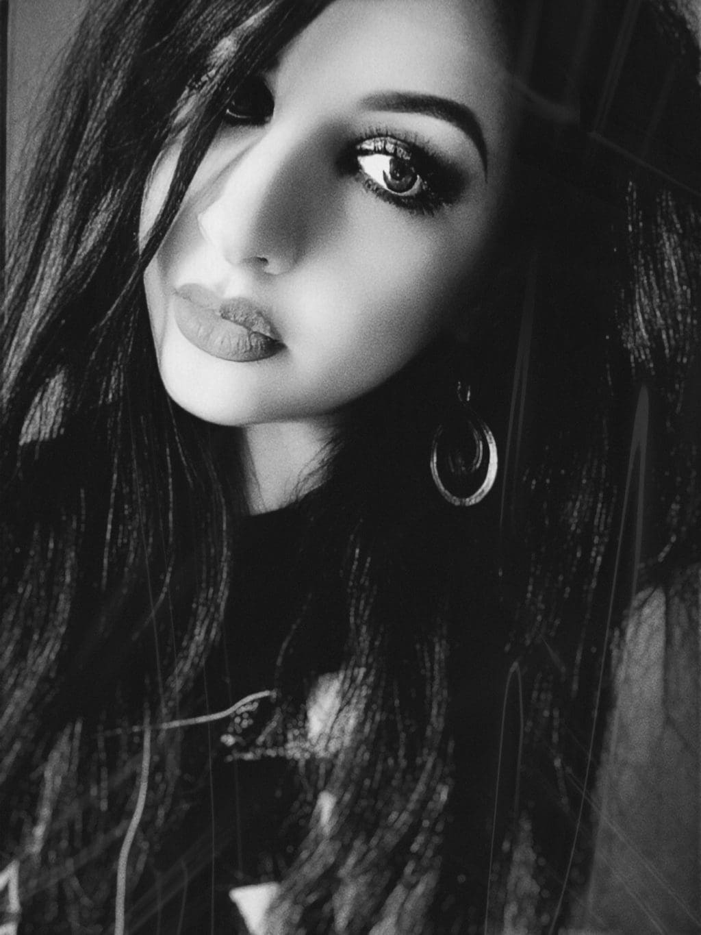 Helalyn Flowers frontwoman Noemi Aurora inks deal with Spleen+ label ...