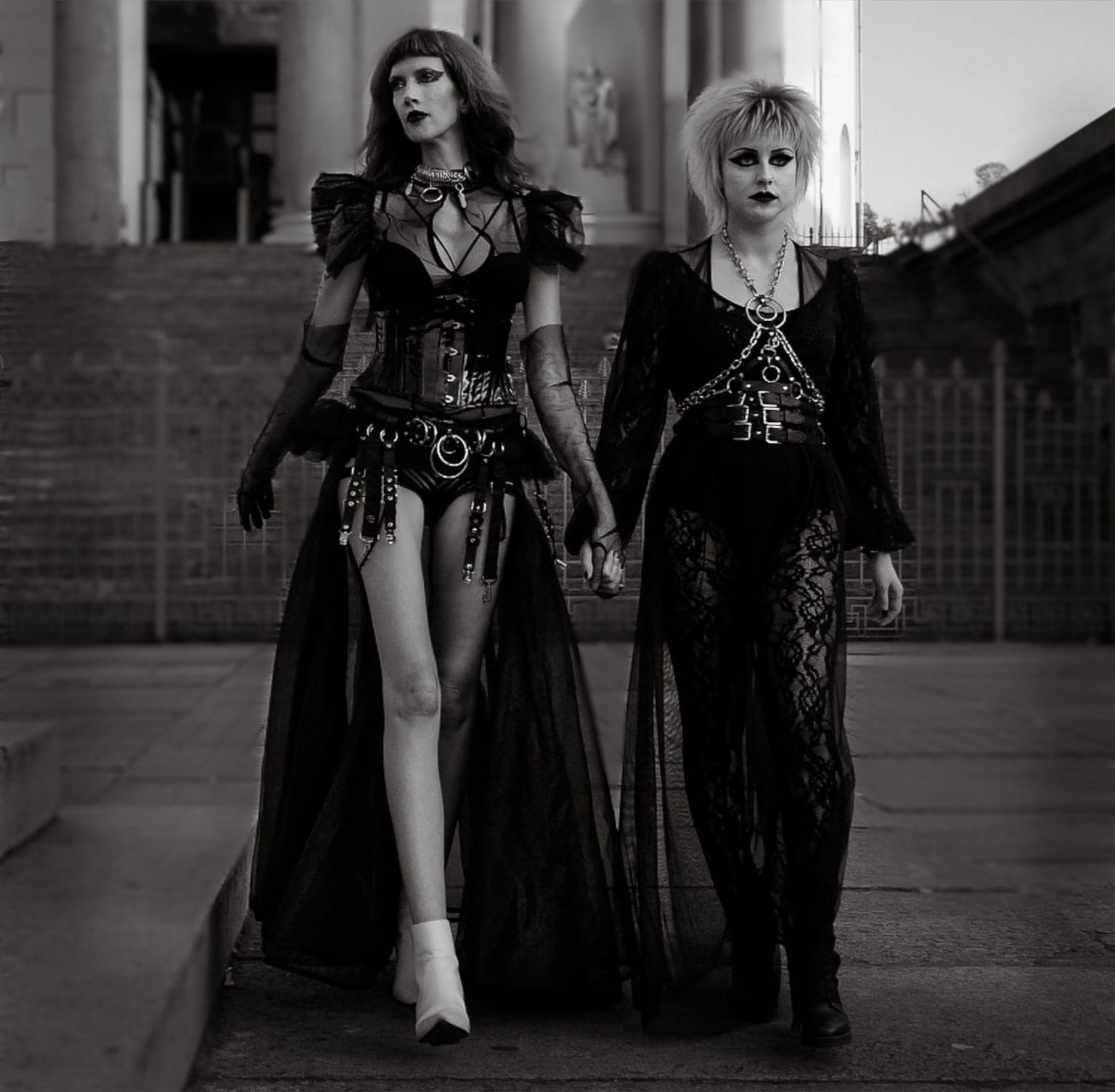 Corlyx has a new single, 'Kill Cave' featuring Suzi Sabotage