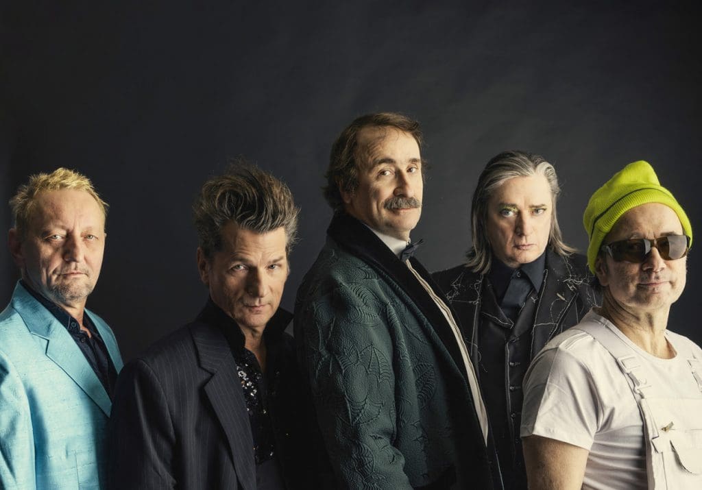 Einstürzende Neubauten releases all new single 'Ist Ist'