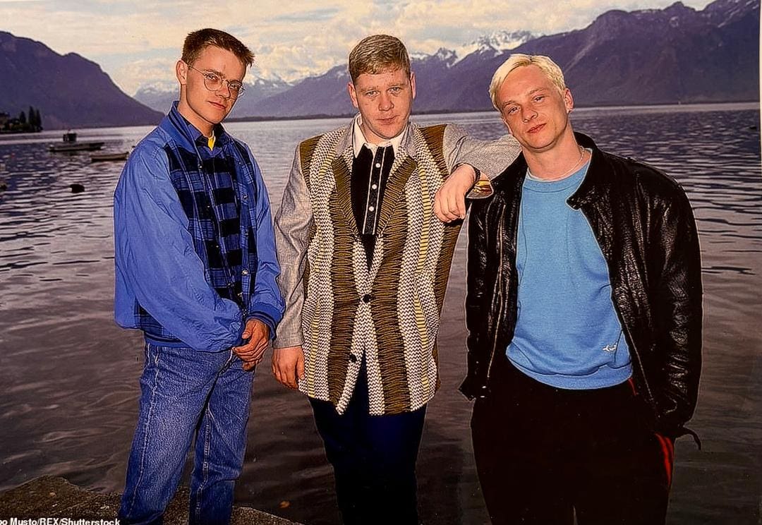 Bronski Beat singer Jon Jon Foster on "Truthdare Doubledare" turning 40